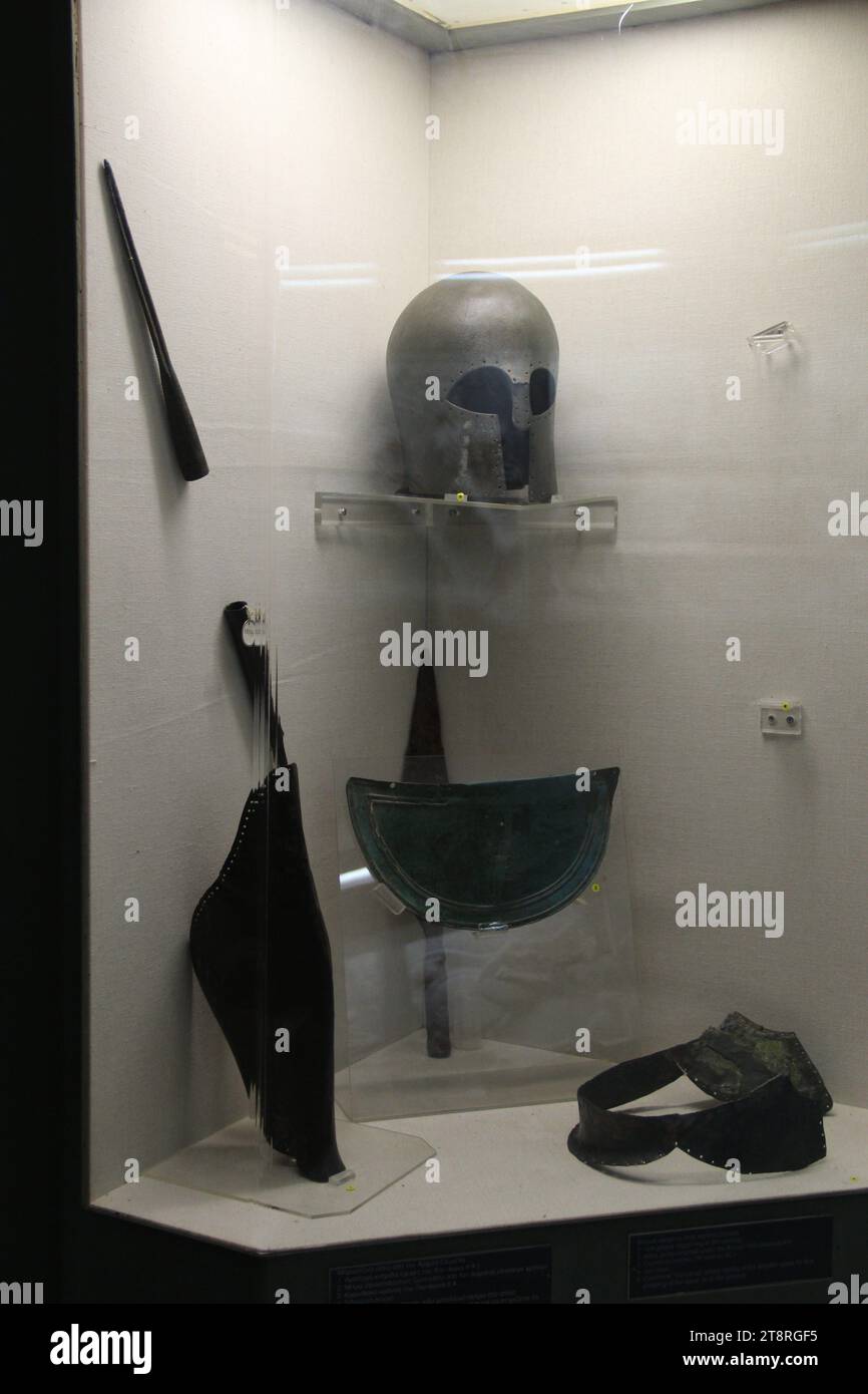Hellenic War Museum Greek Hoplite Bronze Equipment, Athens War Museum ...