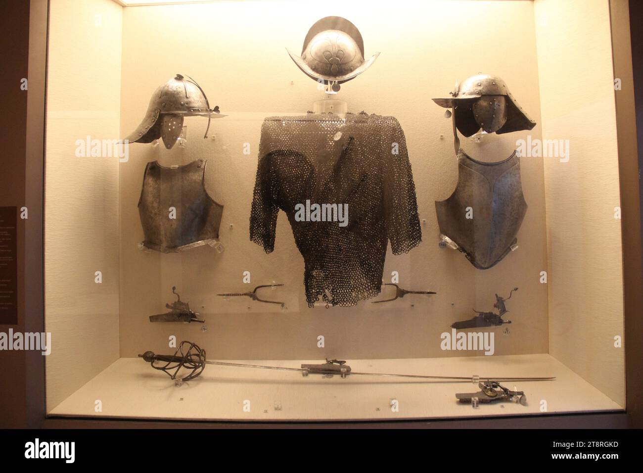 Hellenic war museum european weapons hi-res stock photography and ...