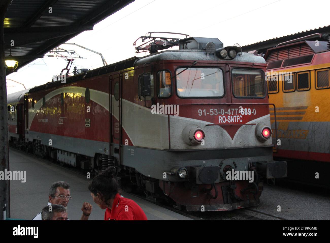 Romanian Railway (CFR) Electric Locomotive, Bucharest North Railway ...