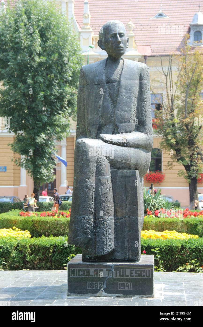 Brasov Statue of Nicolae Titulescu, Brasov, Romania Stock Photo - Alamy