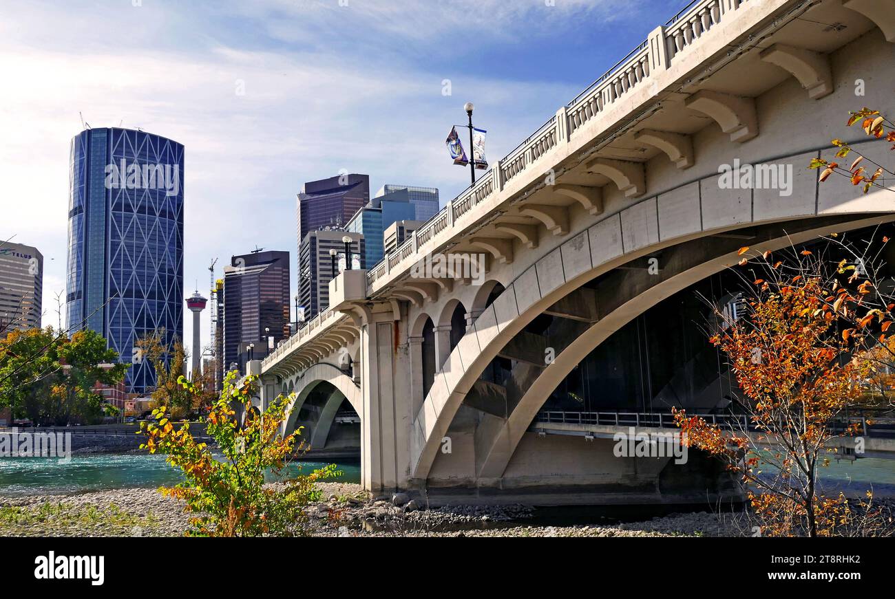 Centre Street Bridge,Calgary, The Centre Street Bridge, built 1915-1916 ...