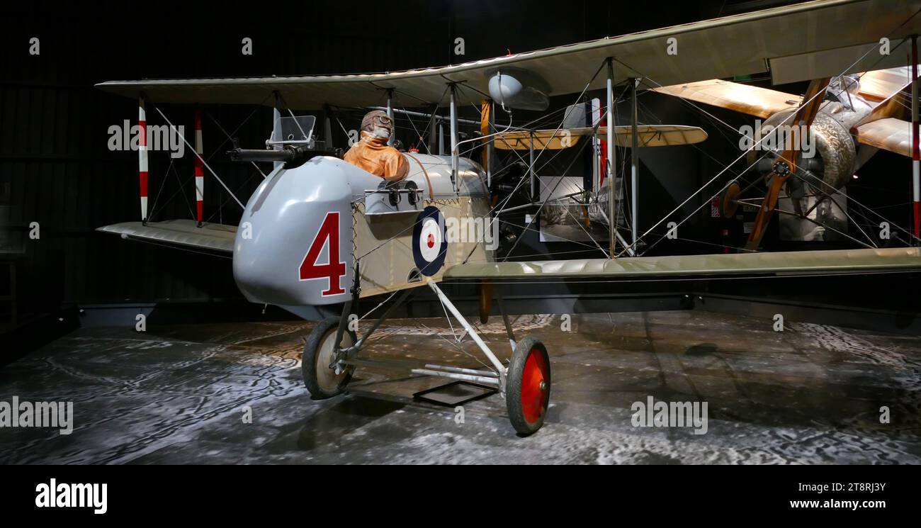 Biplane 1915 hi-res stock photography and images - Alamy