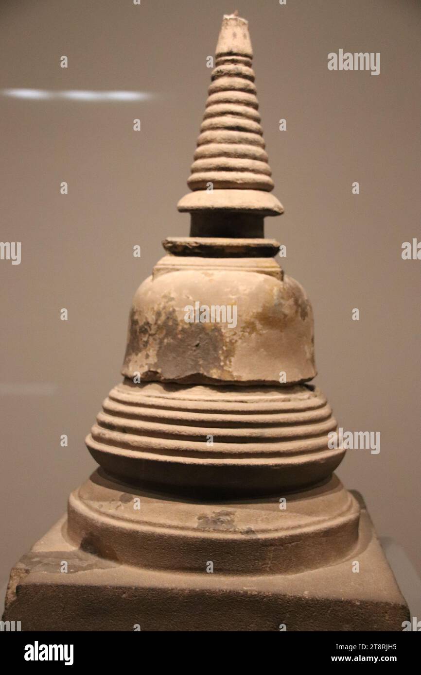 Ayutthaya Art: Stone Miniature Stupa, Gallery of Thai History, National ...
