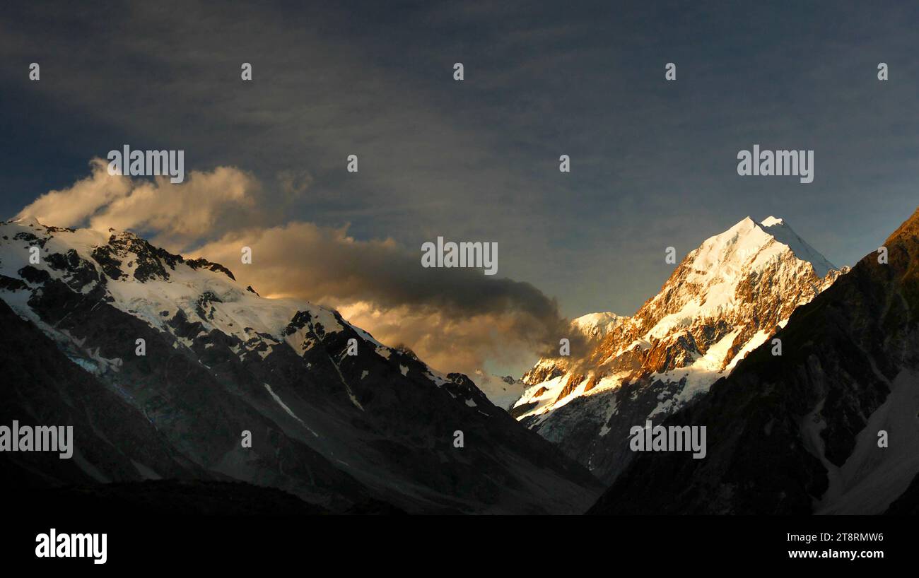 Aoraki/Mount Cook. NZ, Aoraki Mount Cook is New Zealand's highest ...