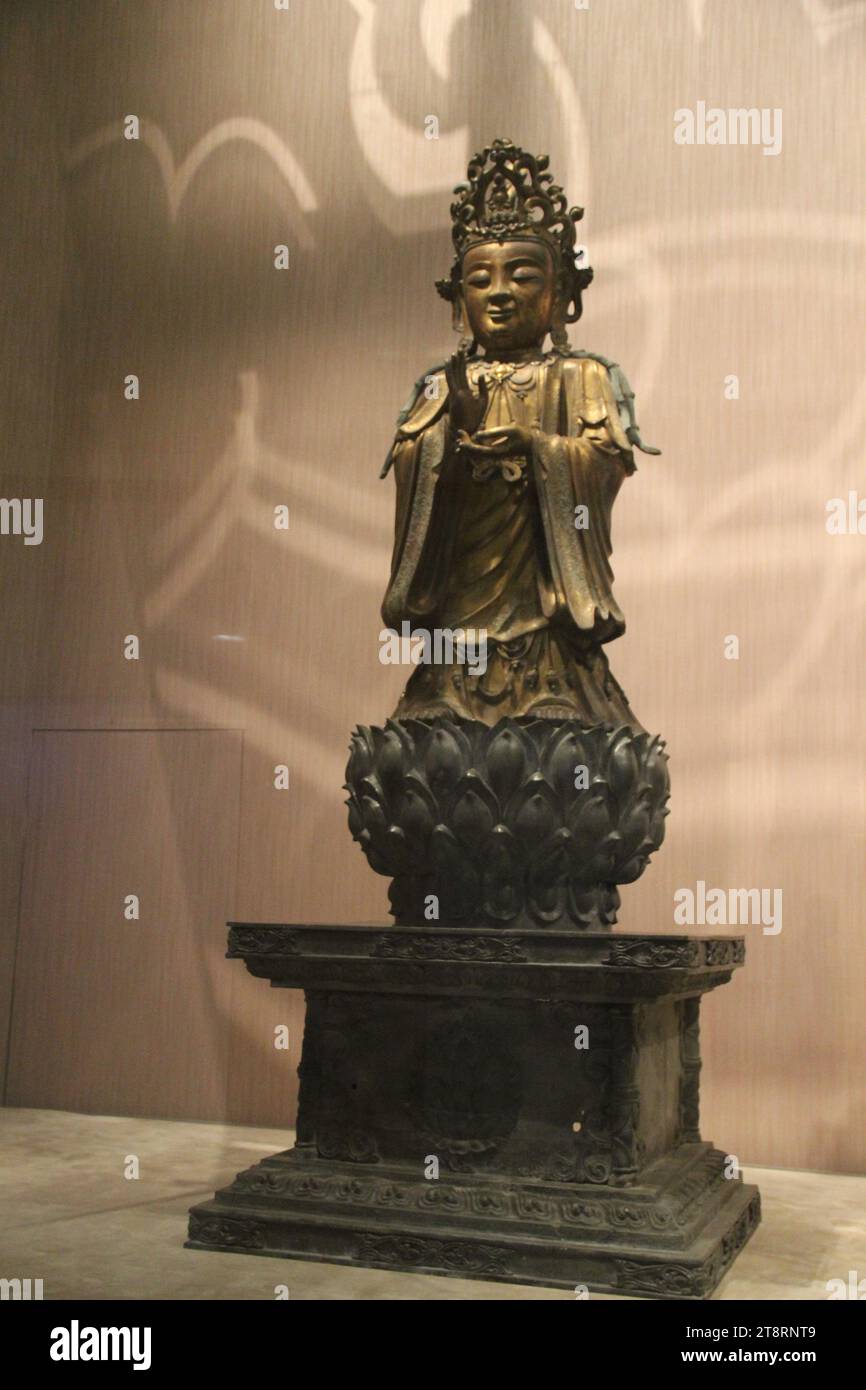 Buddha Triad, Ming, Buddhist Art Collection, Palace Museum, Taipei ...