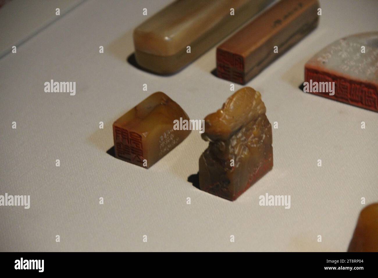 Qing Precious Objects of the Scholar's Study, Exhibit of Precious ...