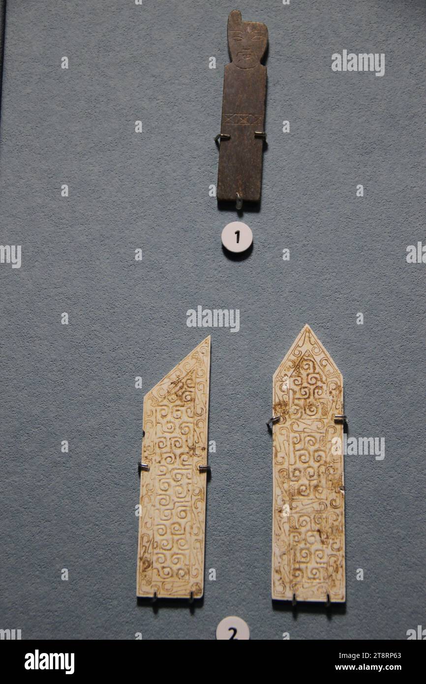 Jade Figurine, Han; Gui & Zhang Set, Warring States, Jade gallery ...