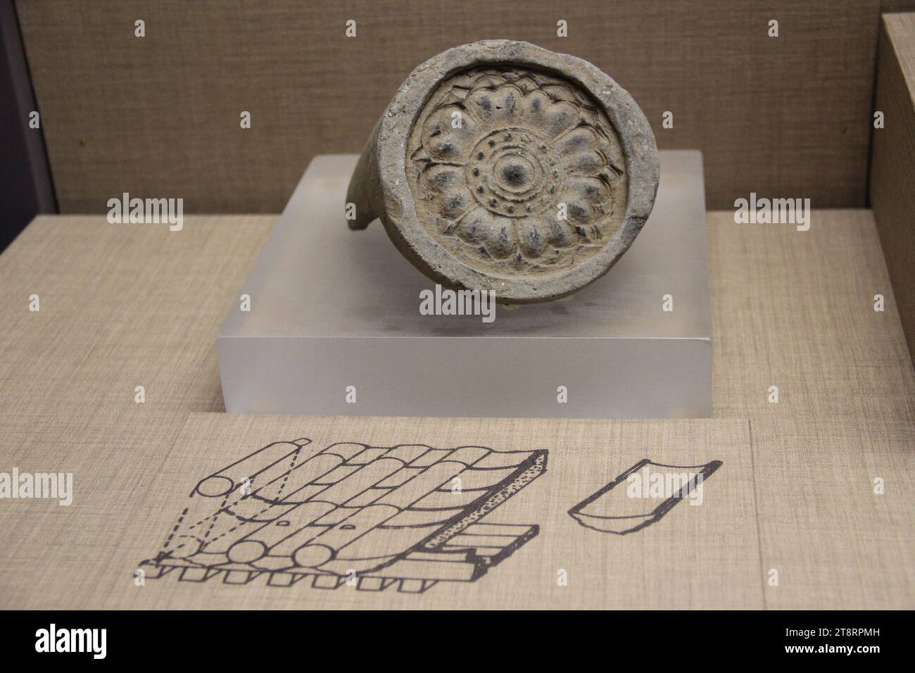 Pottery Roof Tile End, Pottery and Porcelain Gallery, Palace Museum ...