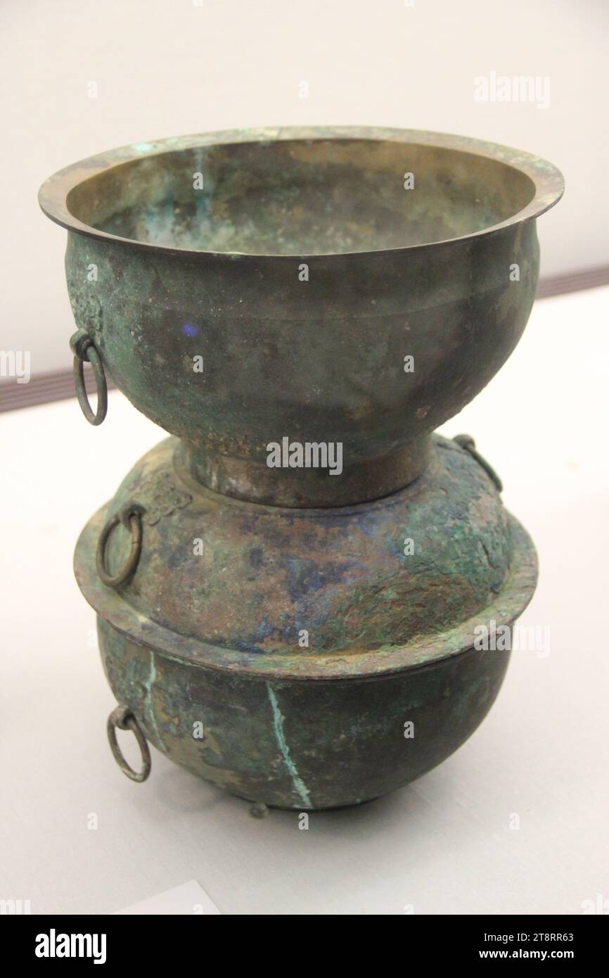 Western Han Bronze Yan Steamer, Bronze gallery, Palace Museum, Taipei ...