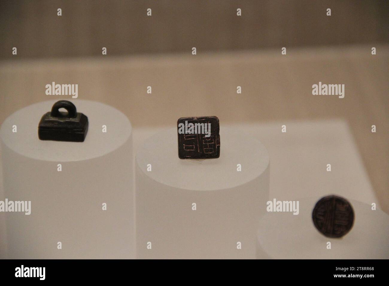 Qin Bronze Seals, 221-207 BC, Bronze gallery, Palace Museum, Taipei ...