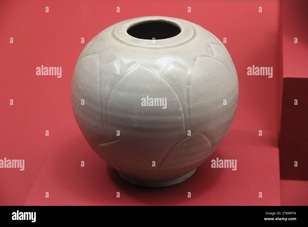 Five Dynasties-Northern Song Celadon Jar, Pottery and Porcelain Gallery ...