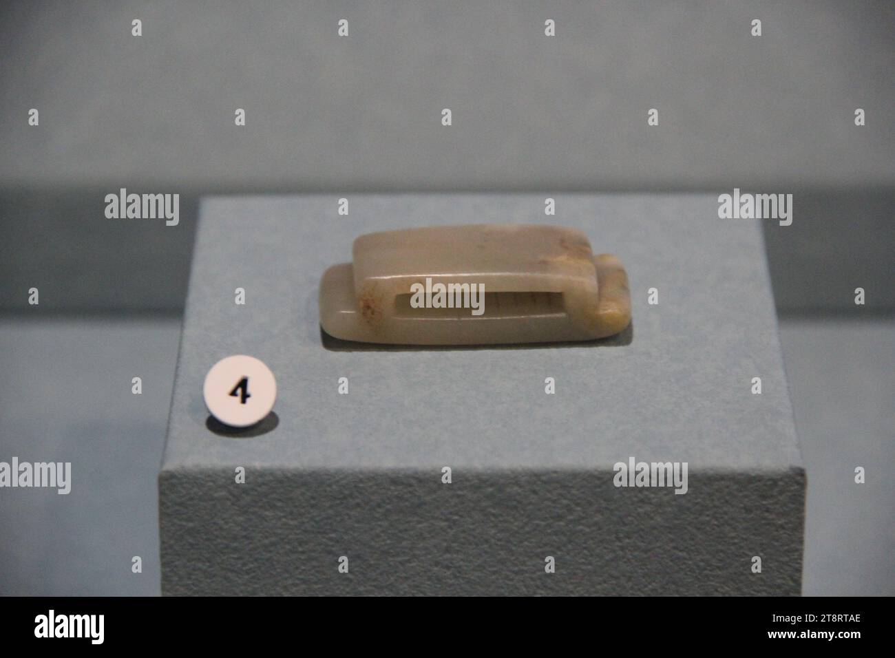 Jade scabbard slide hi-res stock photography and images - Alamy