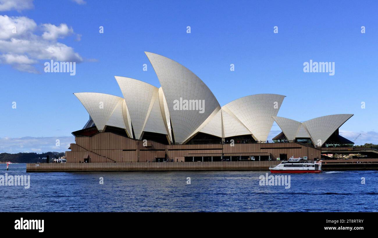 The Sydney Opera House is Australia's most recognisable building and is ...