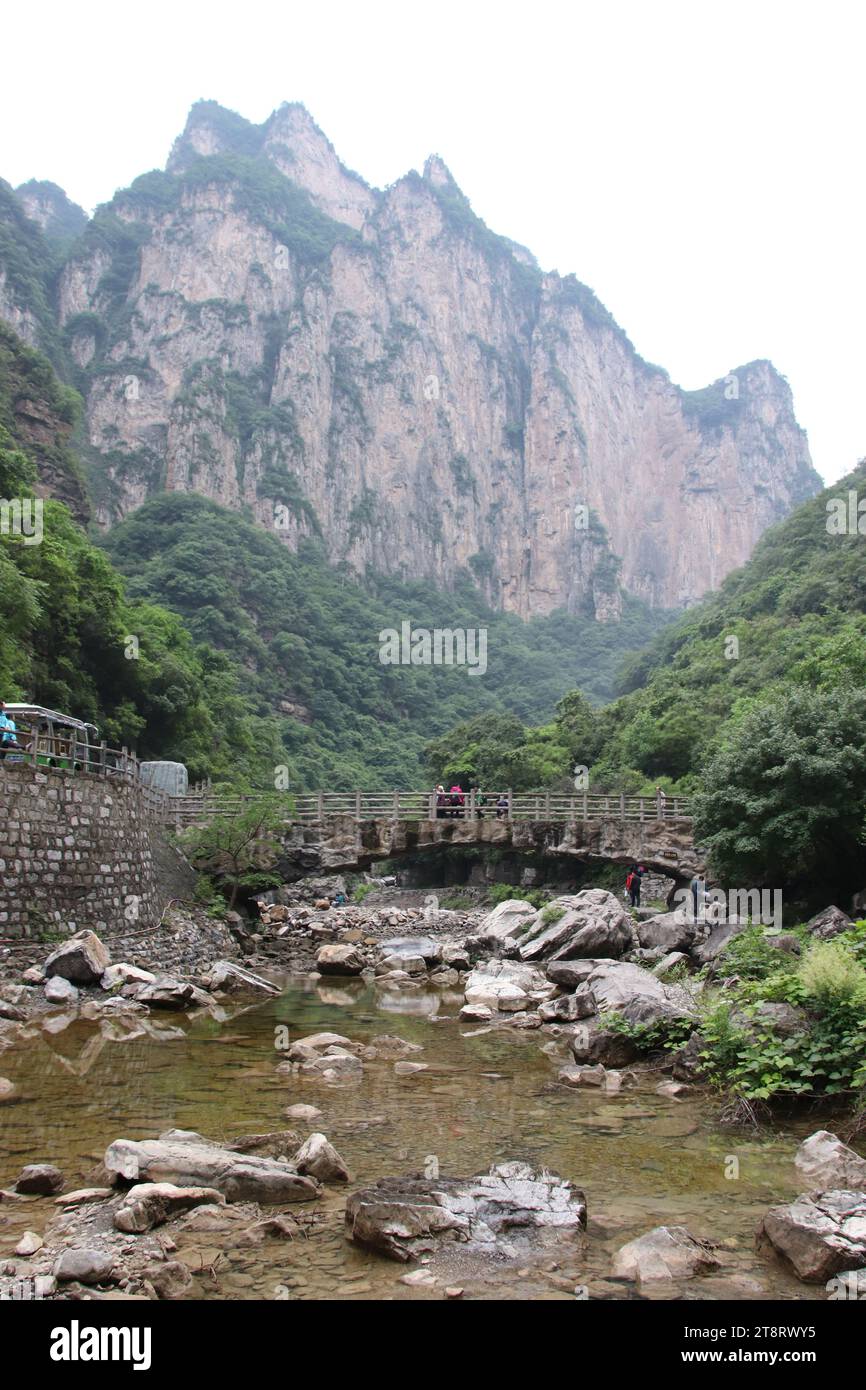 Yuntai Mountain Quanpu Gorge, Yuntai Shan National Geopark, Henan ...