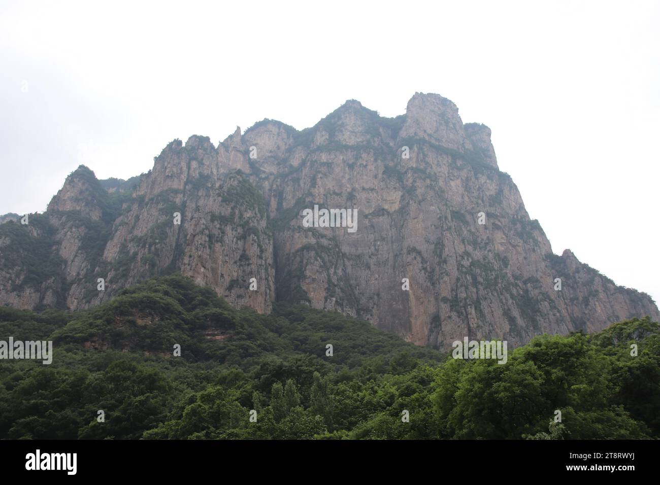 Yuntai shan national geopark hi-res stock photography and images - Alamy