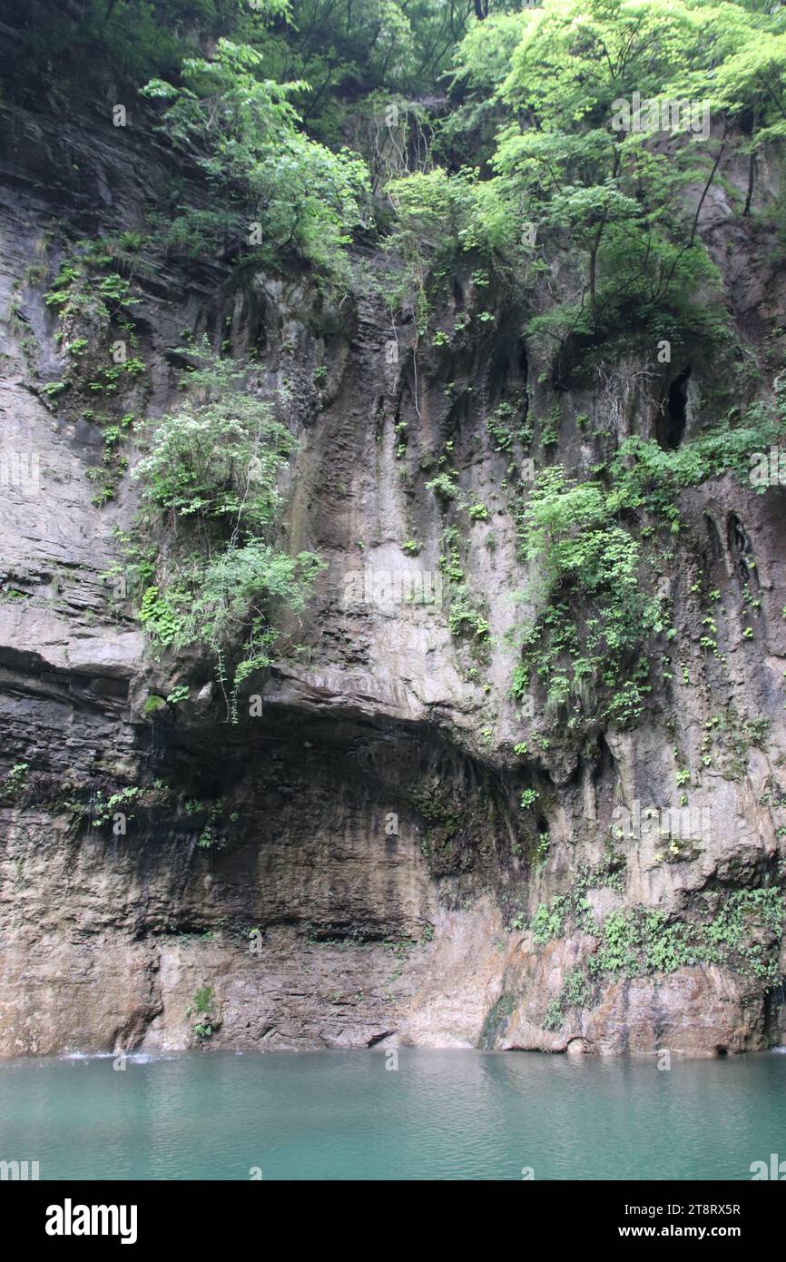 Yuntai shan national geopark hi-res stock photography and images - Alamy