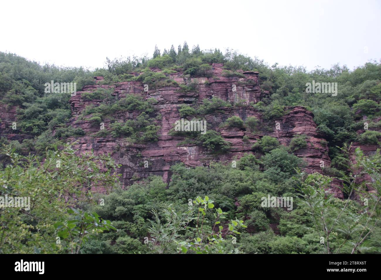 Yuntai Mountain Red-stone Gorge, Yuntai Shan National Geopark, Henan ...