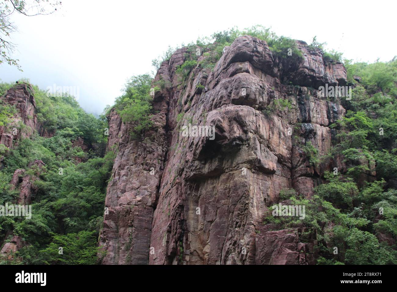 Yuntai shan national geopark hi-res stock photography and images - Alamy