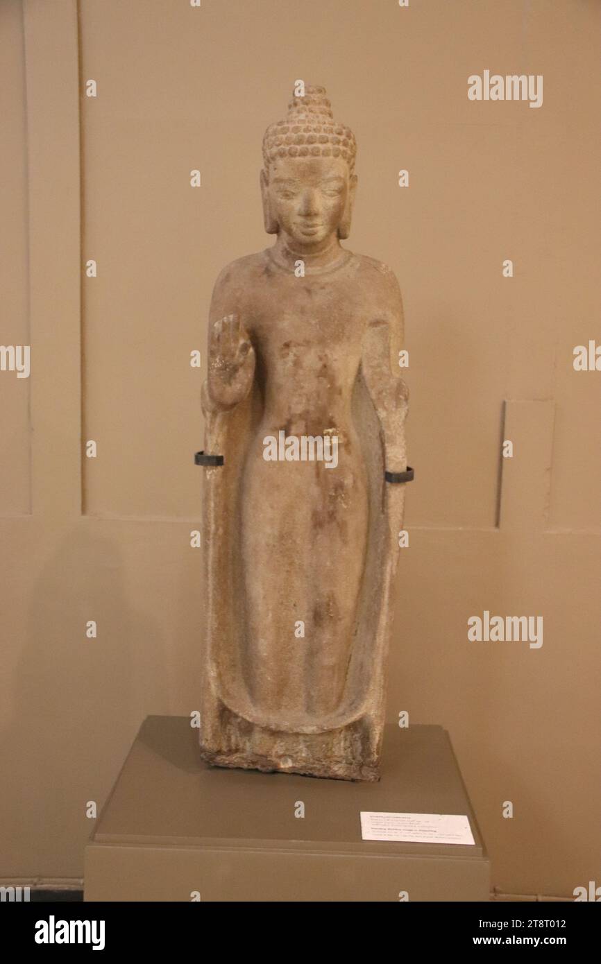 Buddha preaching hi-res stock photography and images - Alamy