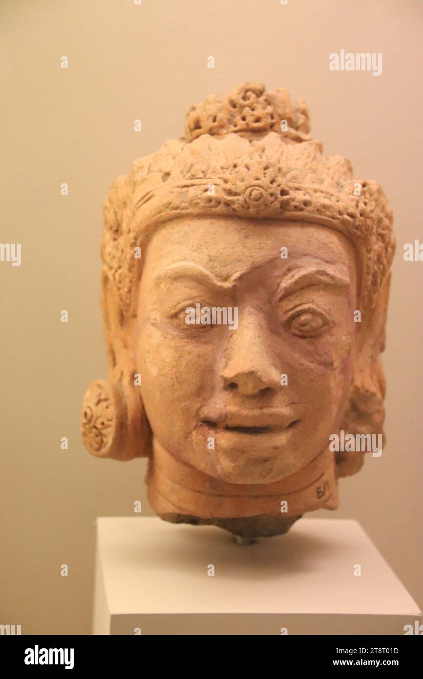 Dvaravati Art: Stucco Head, National Museum of Thailand, Bangkok Stock ...