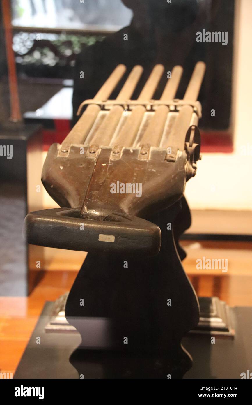 Five-Barrel Volley Gun, Arms and Armour Gallery, National Museum of ...