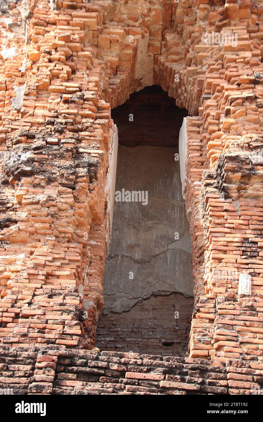 Ayutthaya: Wat Lokaya Sutha, Ayutthaya, Ancient Thai capital from 1350 ...