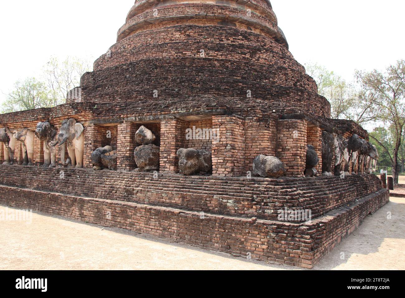 13th Century Thai City of Sukhothai: Wat Chang Lom, Sukhothai, Thailand ...