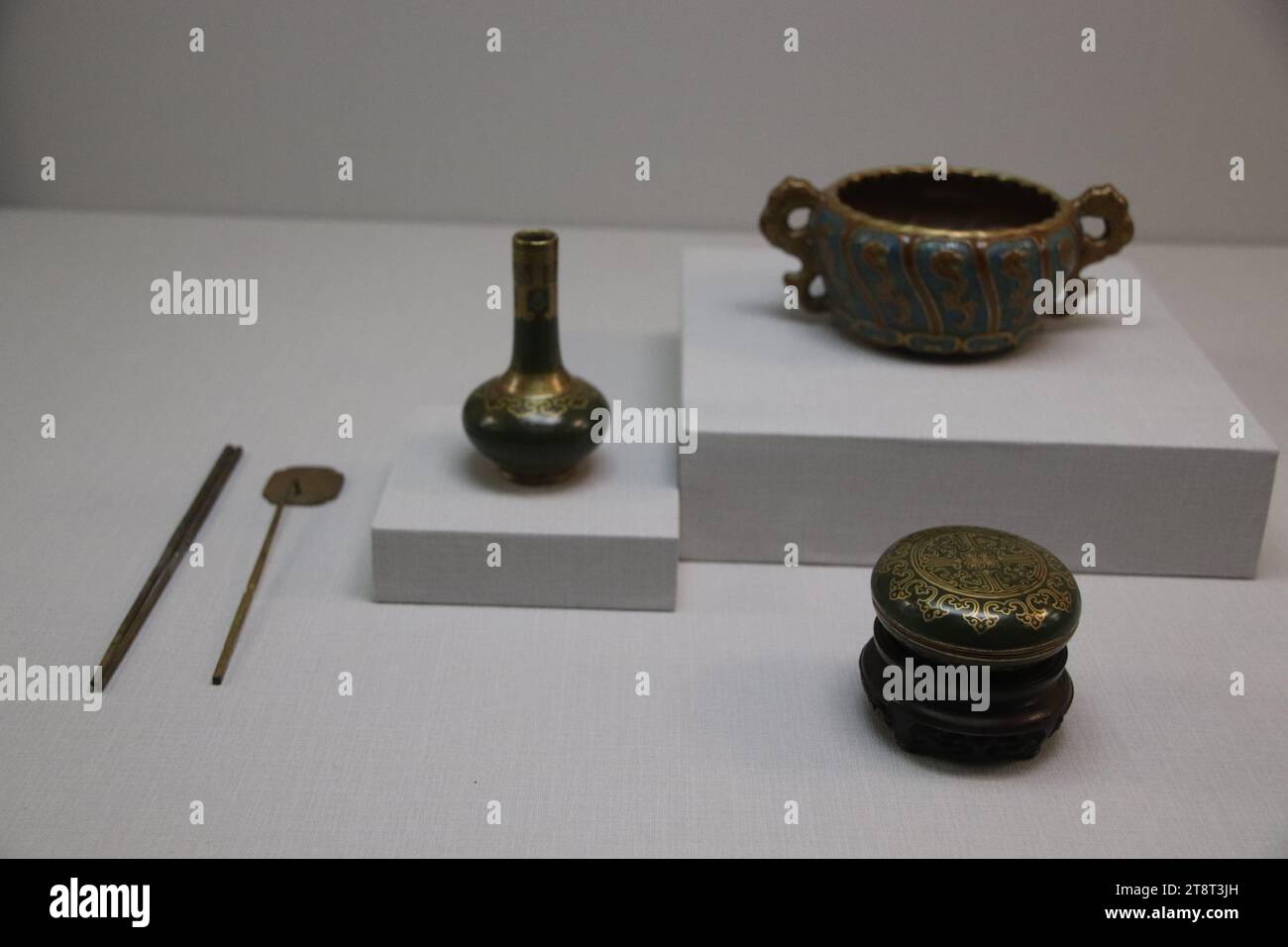 Agarwood incense vessels hi-res stock photography and images - Alamy