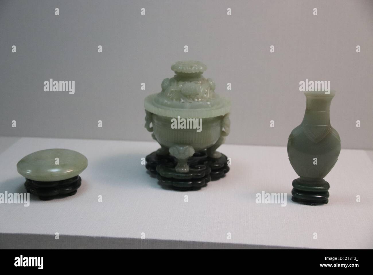 Jade Incense Vessels: Container, Burner & Vase, Qing, Special Exhibit ...
