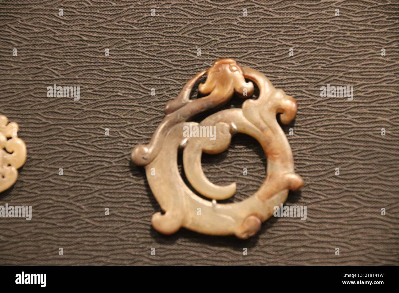 Warring States-Han Jade, Special Exhibit of Warring States to Han Jade ...