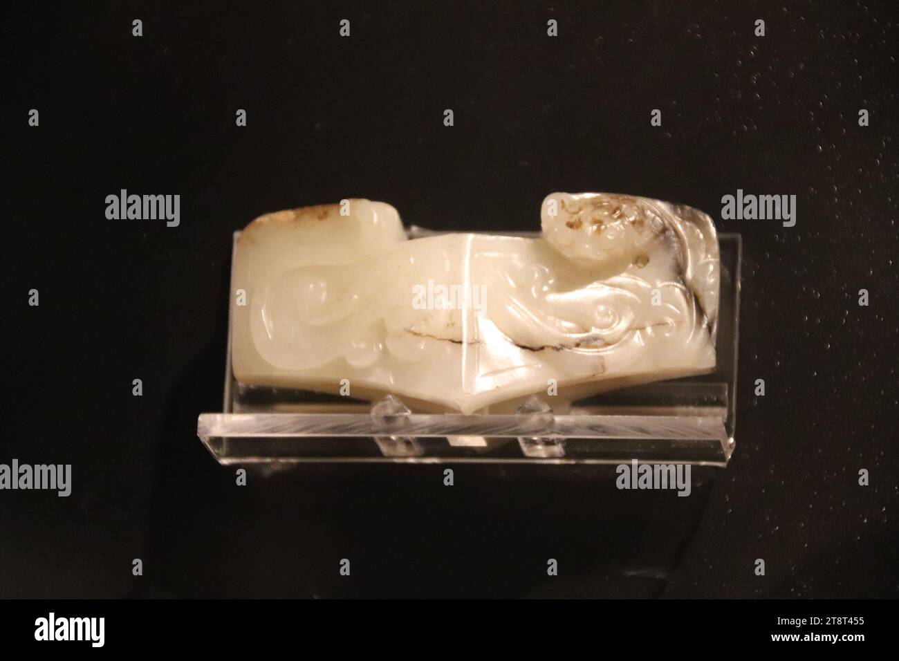 Warring States-Han Jade Sword Crossguard, Special Exhibit of Warring ...