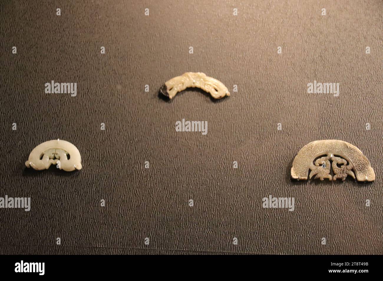 Warring States-Han Jade, Special Exhibit of Warring States to Han Jade ...