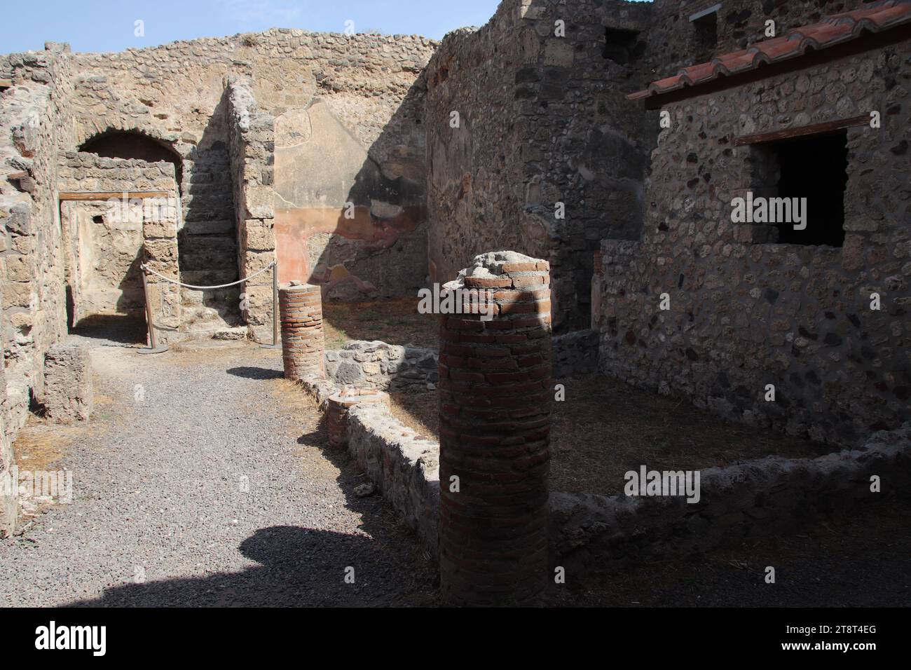 Pompeii Ruins, Remains of Roman city buried by eruption of Mt. Vesuvius ...