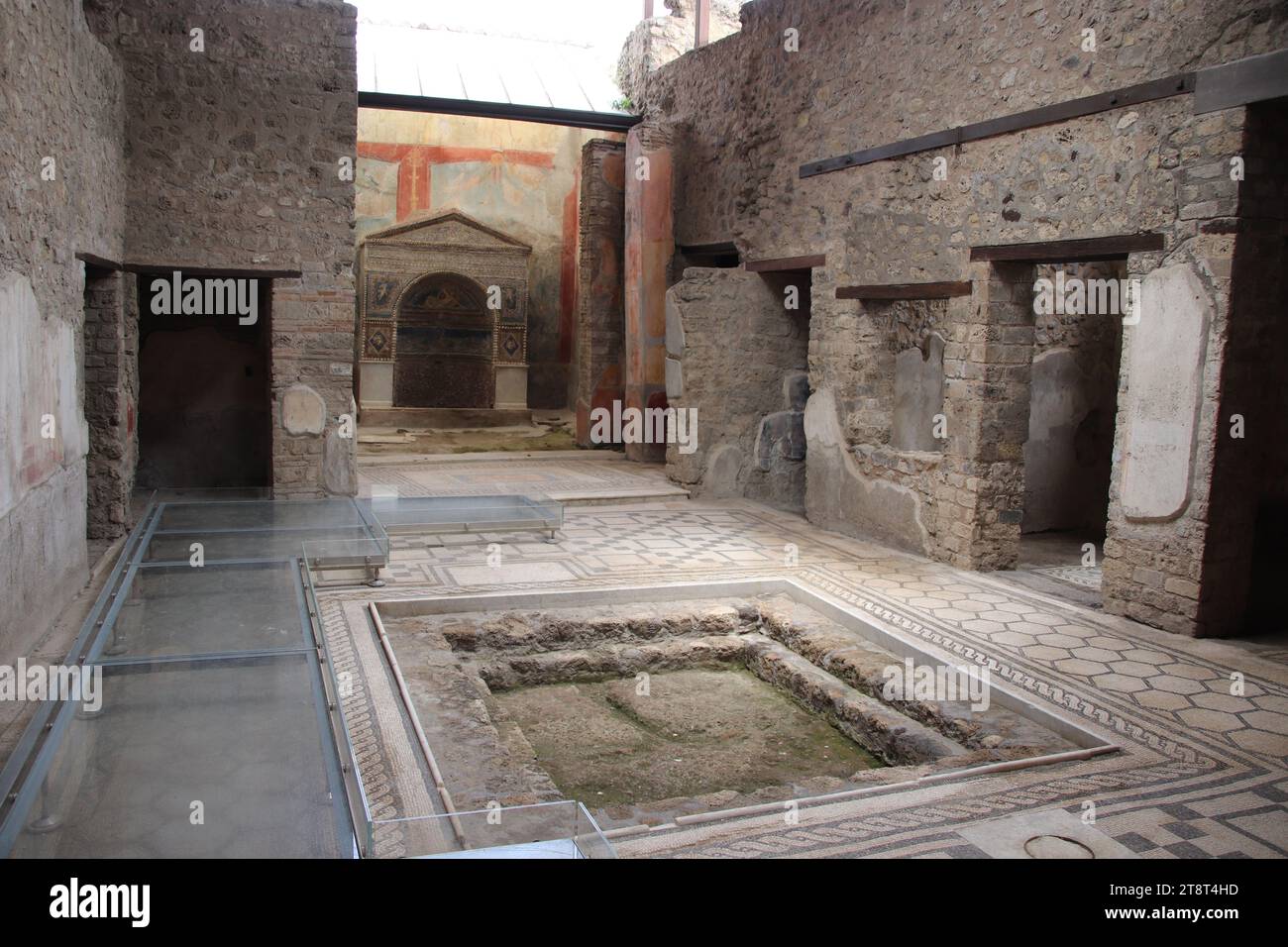 Pompeii Ruins with Altar, Remains of Roman city buried by eruption of ...