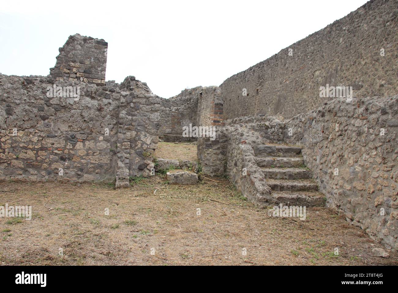 Pompeii Ruins, Remains of Roman city buried by eruption of Mt. Vesuvius ...