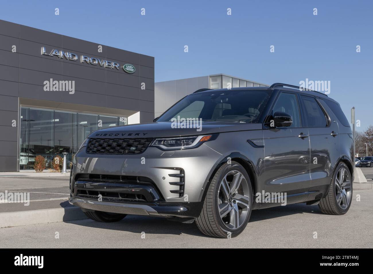 Indianapolis - November 19, 2023: Land Rover Discovery P300 R-Dynamic S ...