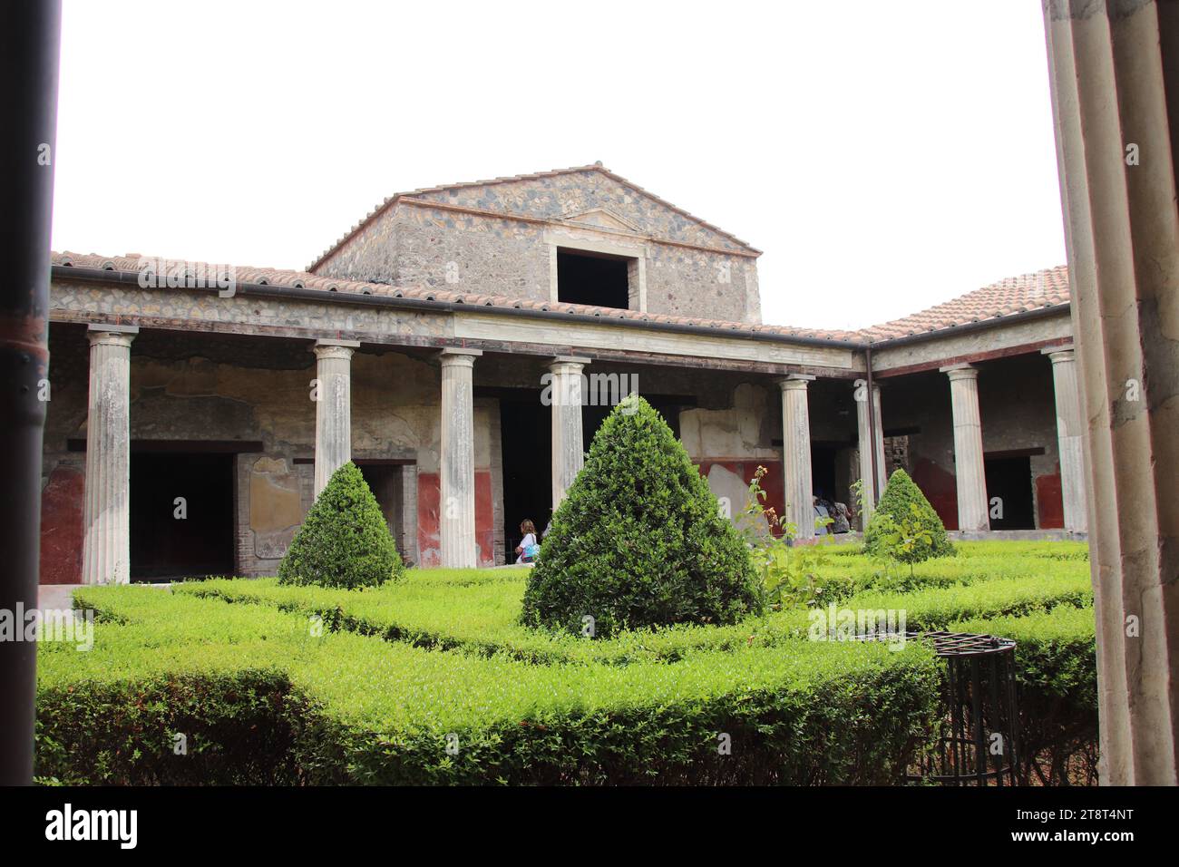 Pompeii Ruins, Remains of Roman city buried by eruption of Mt. Vesuvius ...