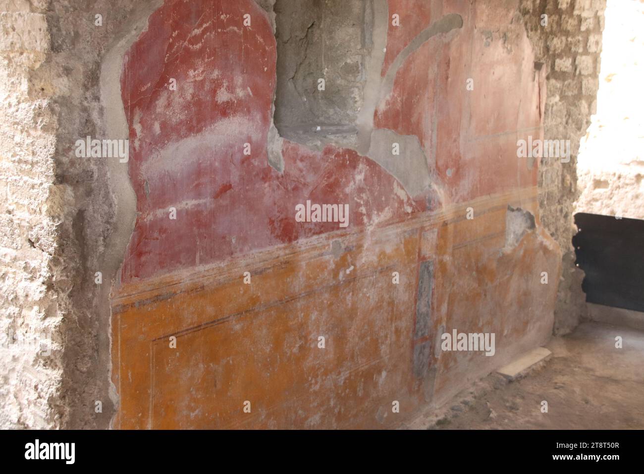 Pompeii Ruins Fresco, Remains of Roman city buried by eruption of Mt ...