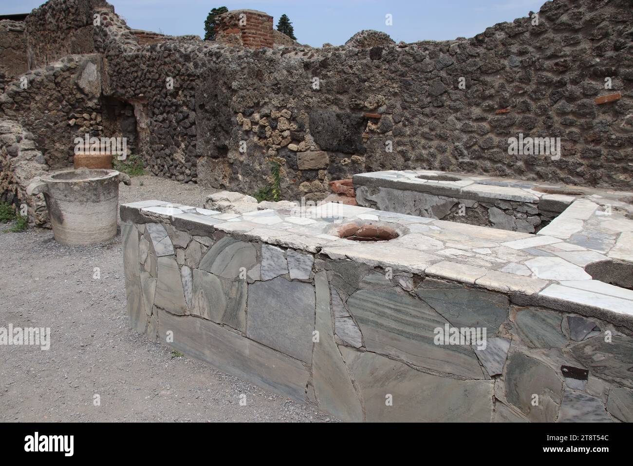 Pompeii Ruins Kitchen Stoves, Remains of Roman city buried by eruption ...
