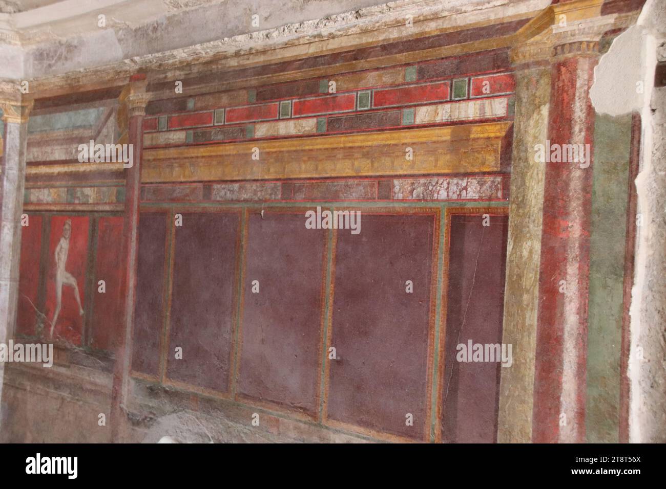 Pompeii Ruins: Villa of the Mysteries Fresco, Remains of Roman city ...