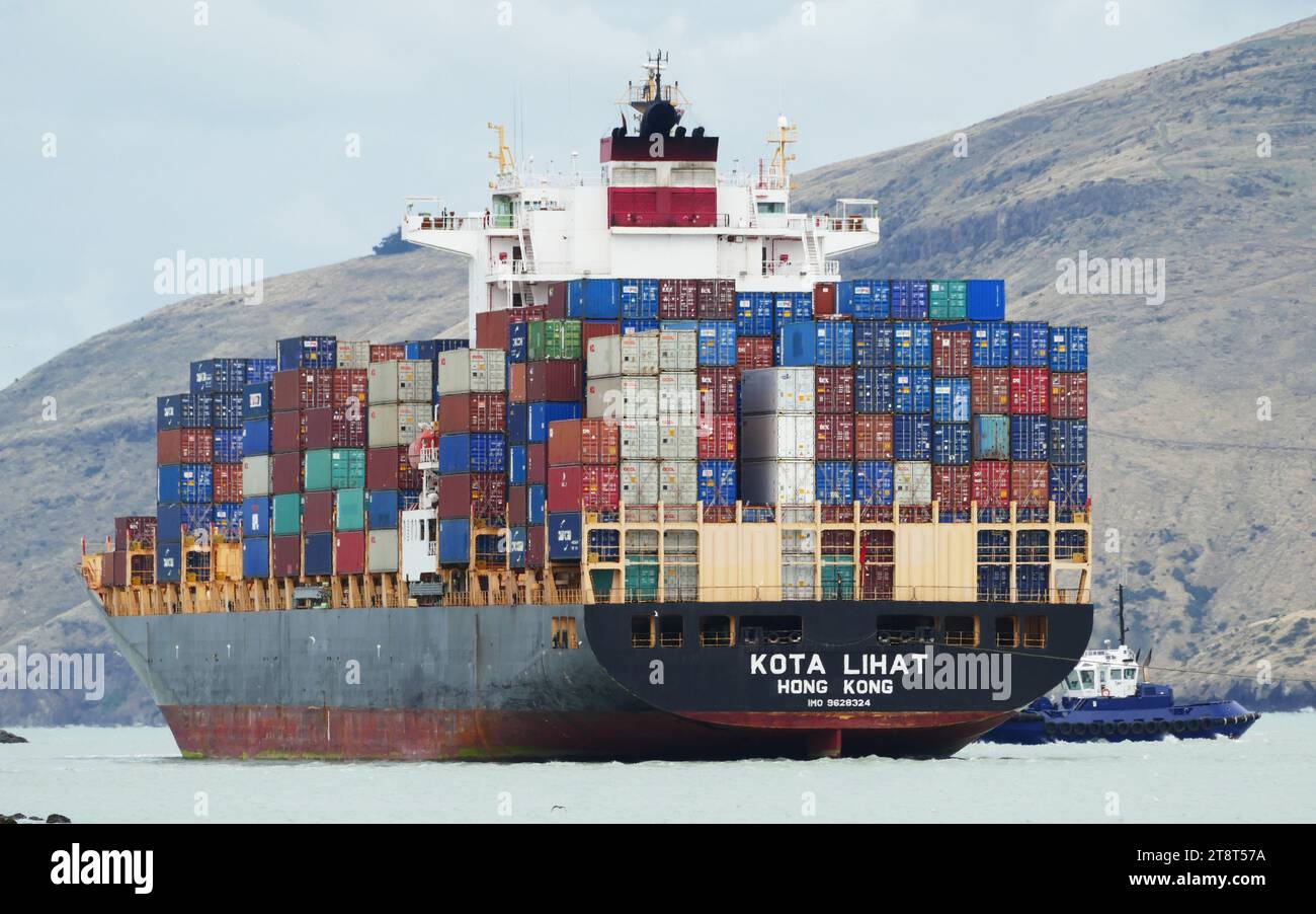 KOTA LIHAT.Container Ship Stock Photo - Alamy