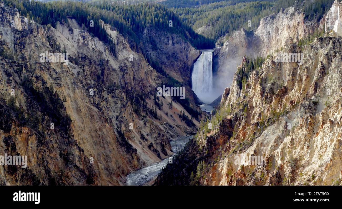 Artist Point. Yellowstone. NP, Artist Point on the Grand Canyon of the ...