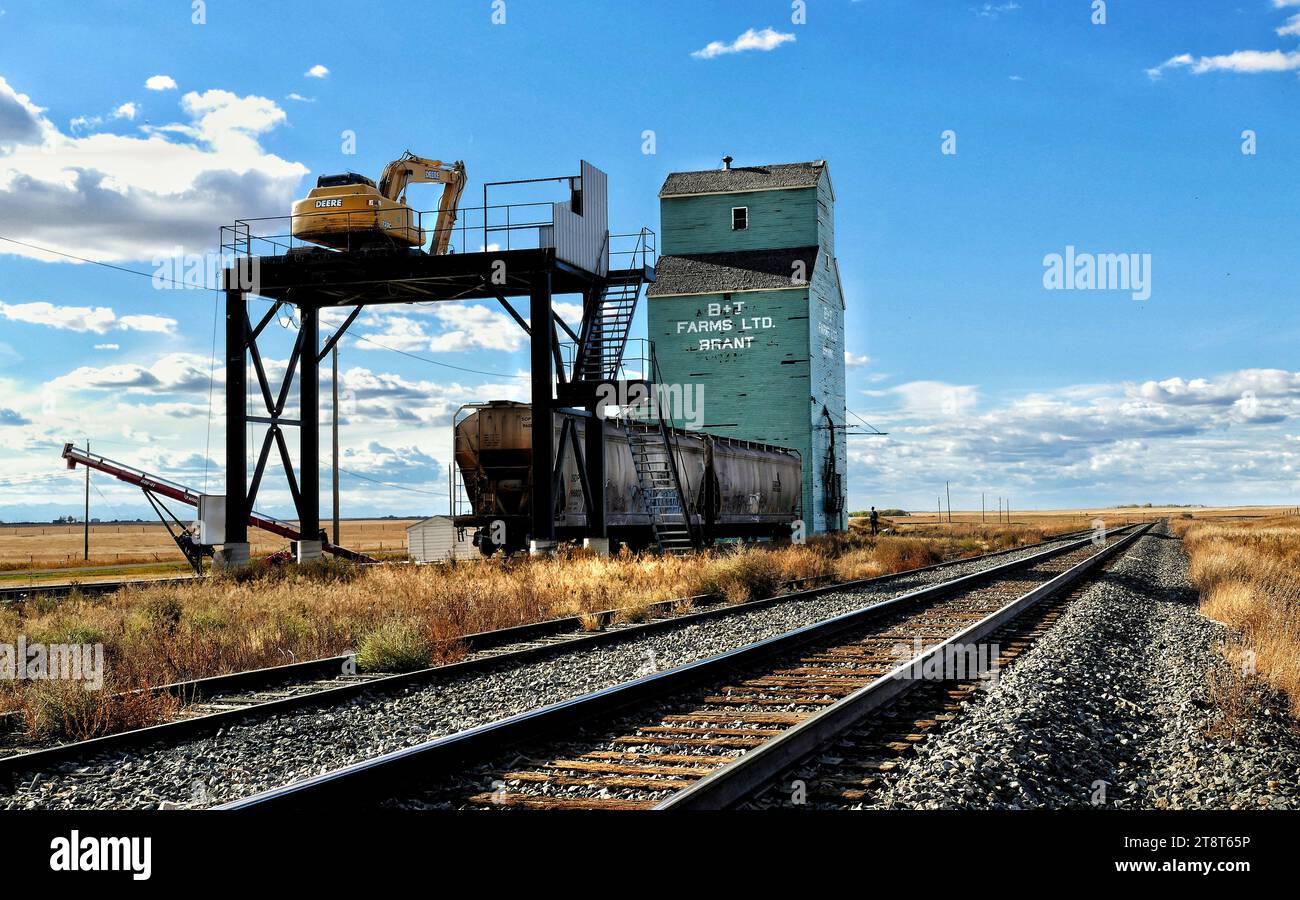 Elevator Brant Alberta, Brant is another of those towns that started ...