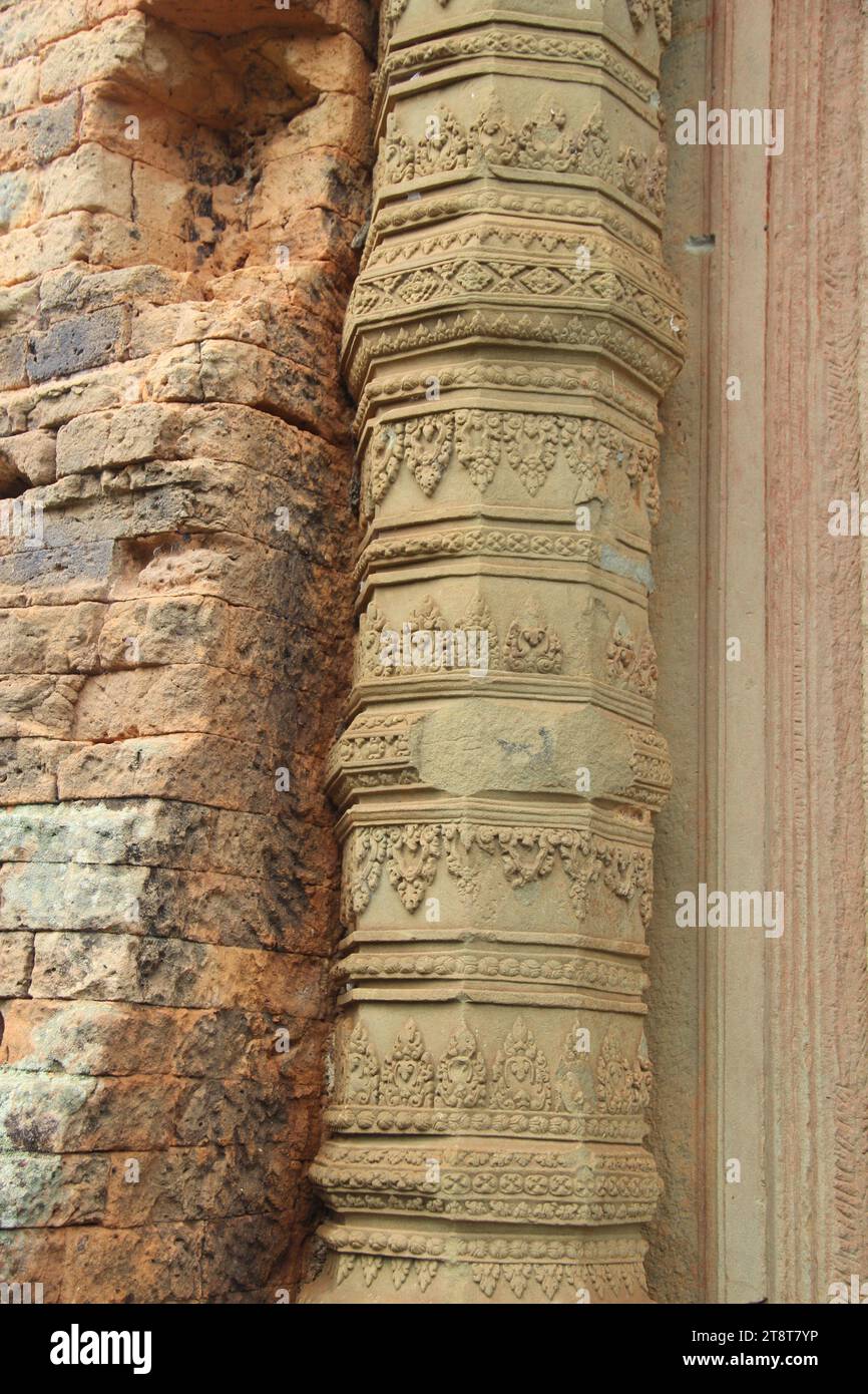 Baksei Chamkrong, Khmer temple, ancient Angkor area, Cambodia. Reign of ...