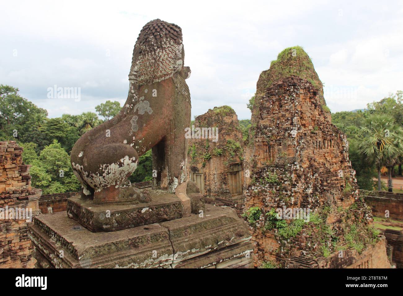Pre Rup, Khmer temple, ancient Angkor area, Cambodia. Reign of ...