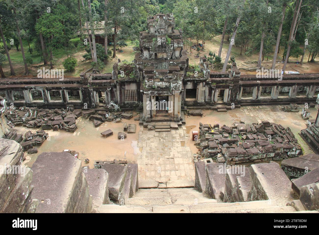 Ta Keo, Khmer temple, ancient Angkor area, Cambodia. Reign of ...