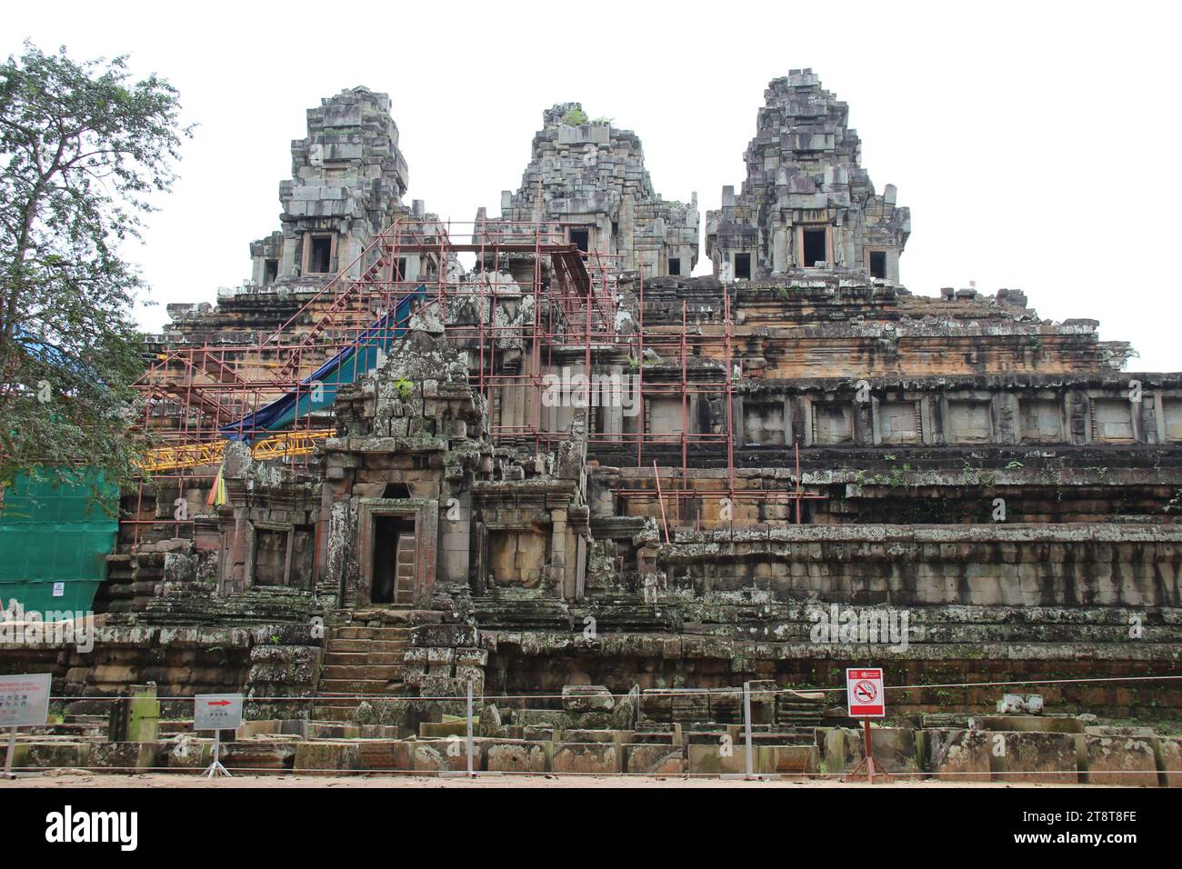 Ta Keo, Khmer temple, ancient Angkor area, Cambodia. Reign of ...