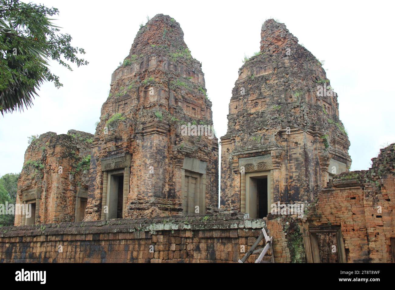 Pre Rup, Khmer temple, ancient Angkor area, Cambodia. Reign of ...