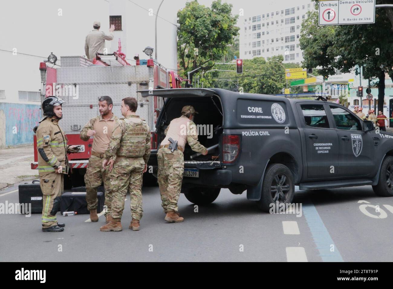 Rio military police car hi-res stock photography and images - Alamy