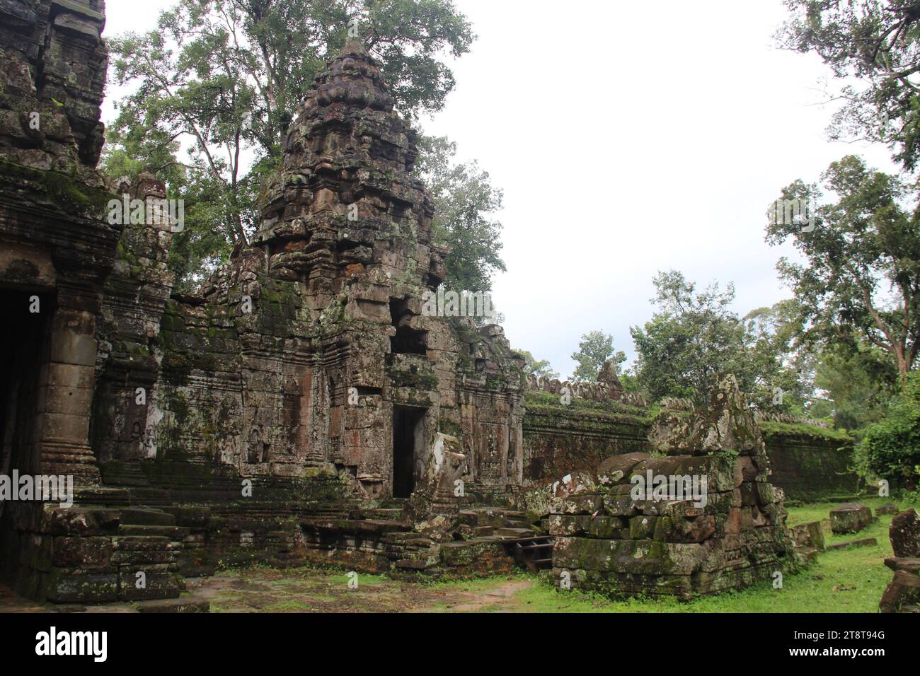 Preah Khan, Khmer temple, ancient Angkor area, Cambodia. Reign of ...